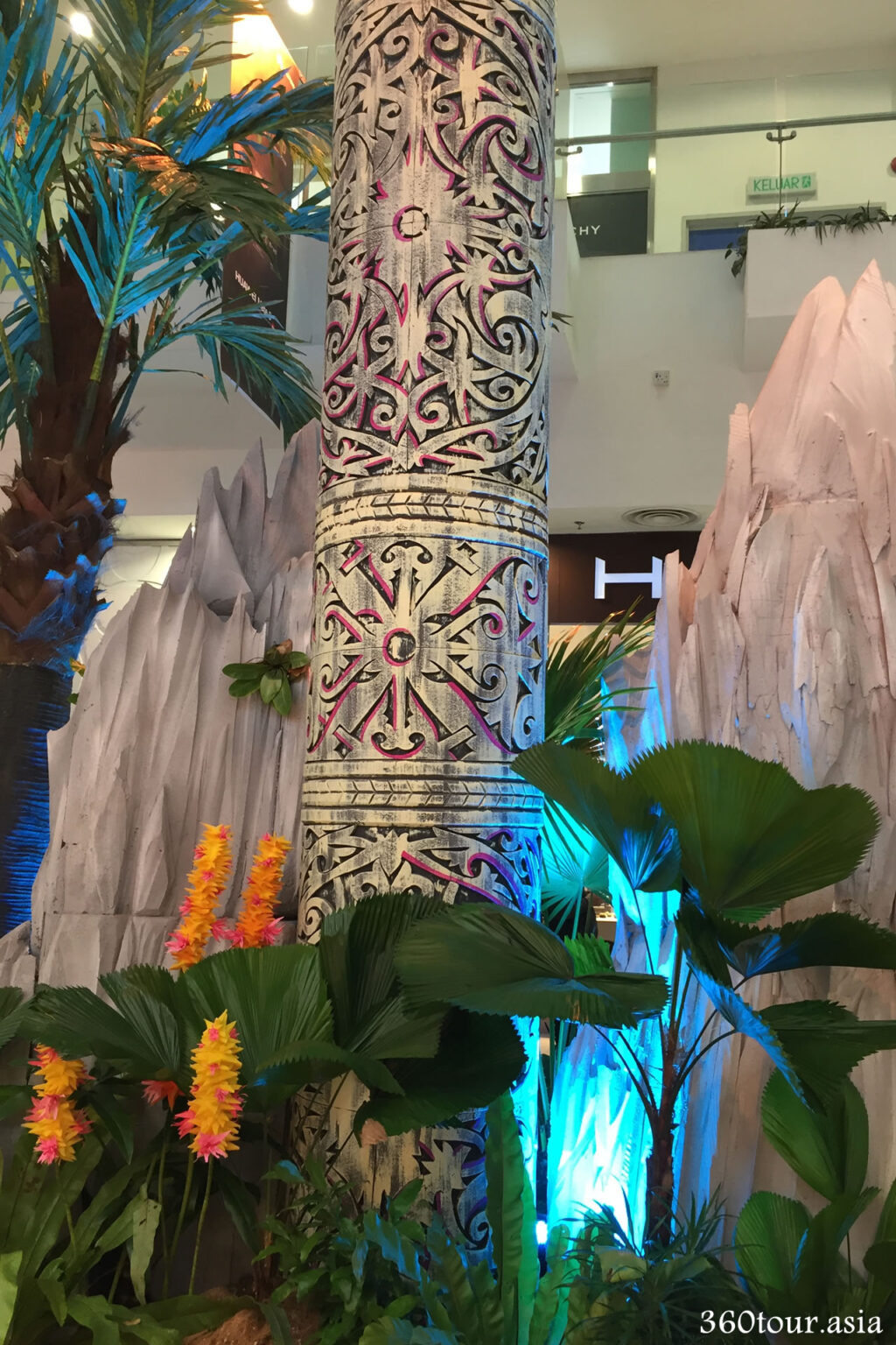 2017 Gawai Harvest Festival Decoration at The Spring Mall Kuching ...