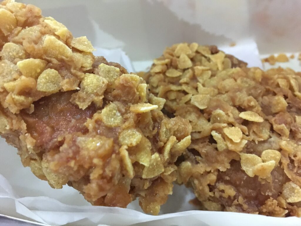 Tasty KFC Nacho Cheezy Crunch with Jalapeno Cheese Sauce | 360Tour.Asia