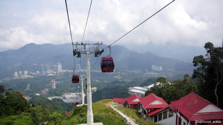 Awana SkyWay (Gondola Lift) at Genting Highlands | 360Tour.Asia